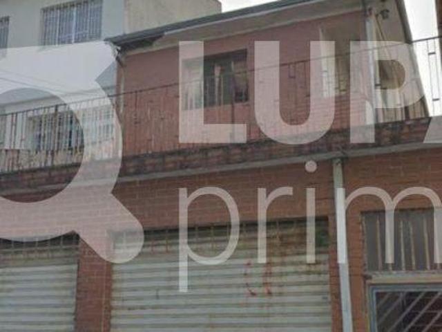 CASA TÉRREA 2 DORMITÓRIOS A VENDA ÁGUA FRIA