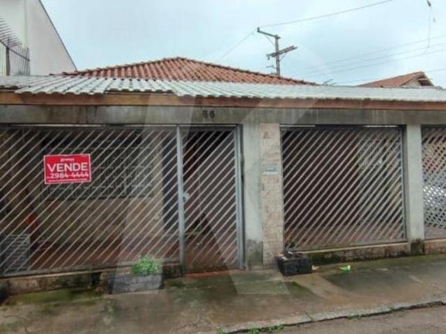 Casa térrea 2 dormitórios e 3 vagas Vila Nivi