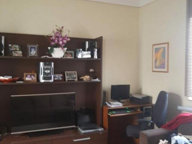 CASA TERREA 2 DORMITORIOS SALA COZINHA BANHEIRO 8 VAGAS GARAGEM