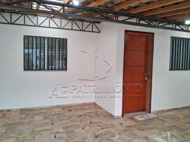 CASA TERREA 2 DORMITÓRIOS, SENDO 1 SUÍTE WANEL VILLE V