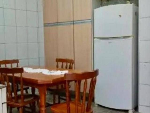 Casa térrea 2 dormitórios, terreno 474m² com quintal amplo, Ivoturucaia Jundiaí, estilo chácara, pró