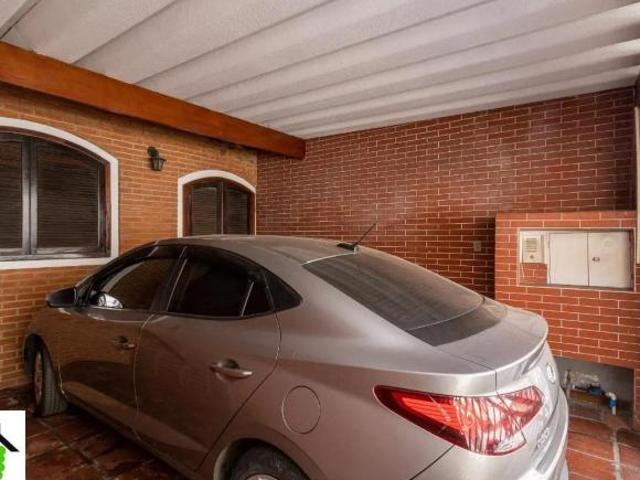 Casa Térrea 2 Dormitórios + 1 Suíte + Quintal + espaço Gourmet + 2 Vagas Garagem