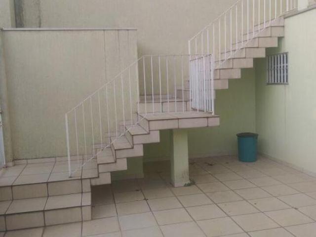 Casa Térrea 2 dormitórios, 2 banheiros e 4 vagas Imirim