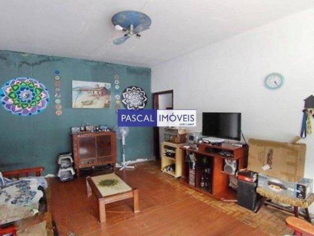 Casa térrea 2 dormitórios 3 vagas