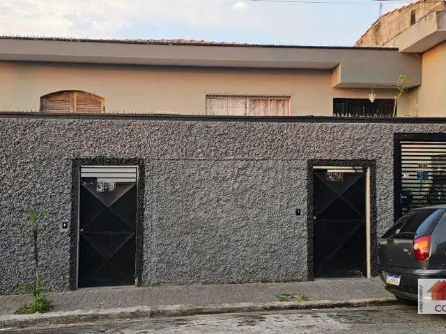 Casa Térrea 2 Dorms para Alugar 45 m² por R$ 1.900,00
