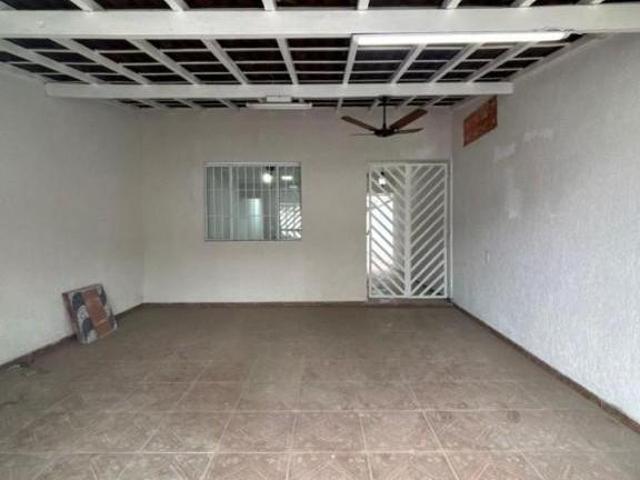 Casa térrea 2 quartos, 1 suite Canto do Forte