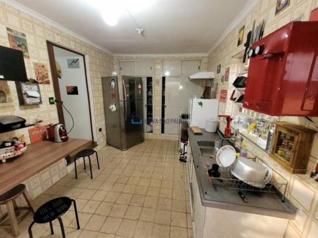 Casa térrea 2 quartos 2 vagas quintal! 302 m² terreno