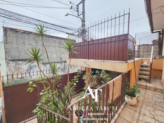 CASA TÉRREA 2 QUARTOS COM 2 VAGAS