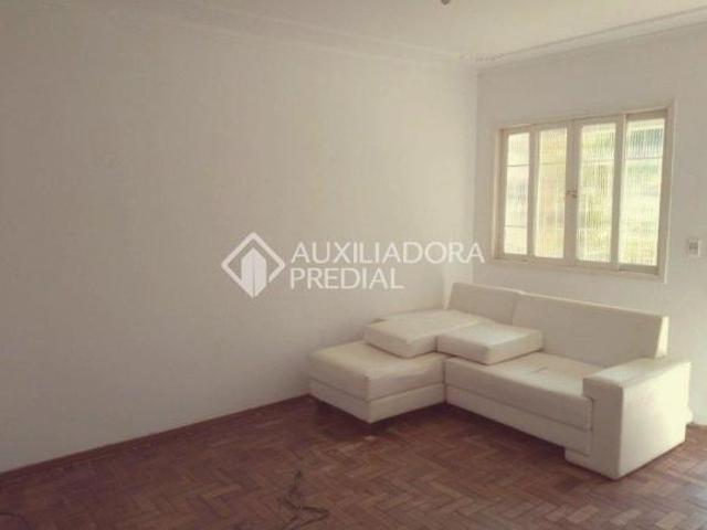Casa térrea 2 quartos no bairro Jardim Itu Sabará