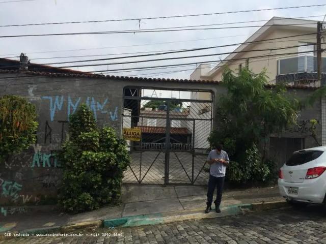 Casa Térrea, 2 Quartos para Alugar, 40 m² por R$ 850,00