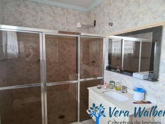 Casa térrea 3 dorm/1 suíte próximo ao Carrefour Sônia Maria