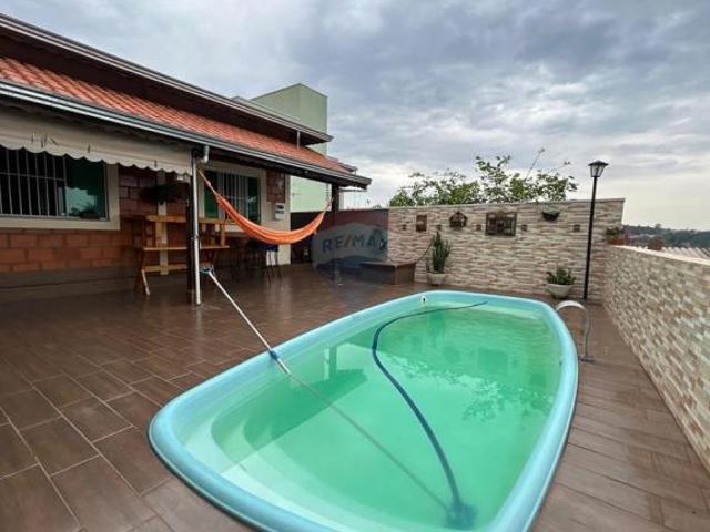 Casa térrea 3 dorm 1 suíte, 117m², piscina e área gourmet R$ 465.000