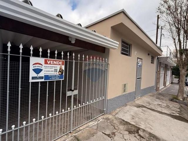 Casa térrea 3 dorm. R$ 850 mil Chácara Inglesa Jd. Felicidade
