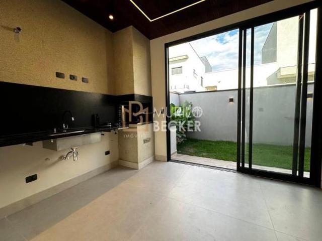 Casa térrea 3 dormitórios no Bosque Manacás – Jacareí