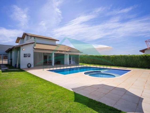 Casa Térrea 3 dormitórios, Piscina e Espaço Gourmet a Venda em Condomínio de Itupeva