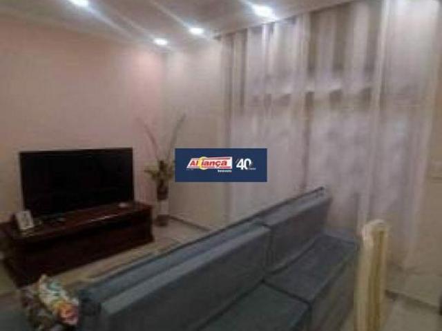 Casa térrea, 3 dormitórios suíte, Santa Mena, oportunidade