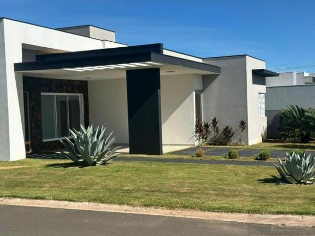 CASA TERREA 3 DORMITORIOS SENDO 1 SUITE NO NINHO VERDE II