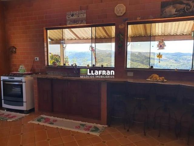 Casa térrea 3 dormitórios Tiradentes Minas Gerais