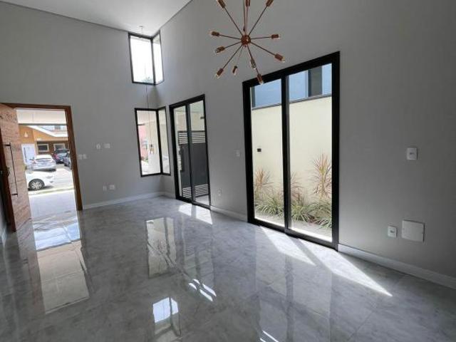 Casa Térrea, 3 Dormitórios 1 Suíte, 2 vagas, Cond. Bela Vista Caçapava