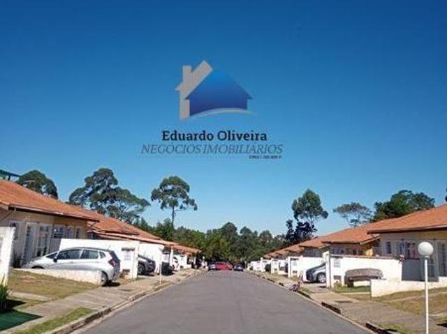 Casa térrea 3 dormitorios 2 vagas