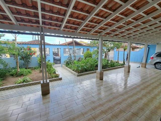 Casa Térrea 3 Dormitórios 3 Suítes 242,28 m Solemar Praia Grande SP