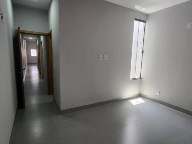CASA TÉRREA 3 QUARTOS 1 SUÍTE