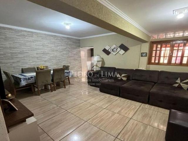 Casa Térrea, 3 quartos, 1 suíte, 2 vagas, Aricanduva