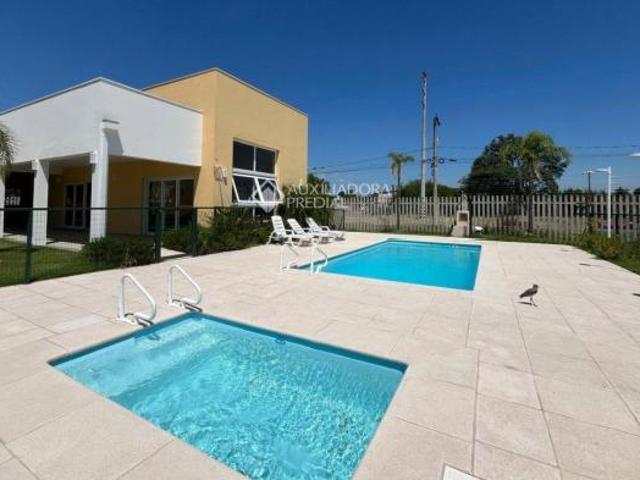 Casa Térrea 3 quartos com suíte Condomínio com infraestrutura completa Bairro Hípica