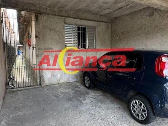 CASA TÉRREA 3 QUARTOS COM 1 SUÍTE