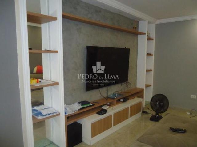 Casa Terrea 3 quartos e 2 Vagas na Vila Ré