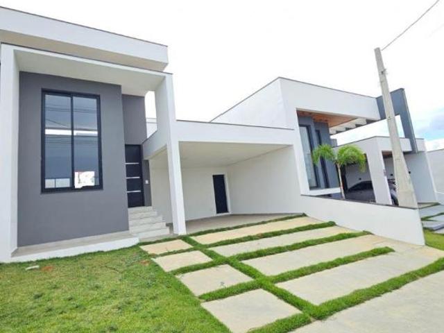 Casa térrea 3 quartos, em Condomínio Residencial Phytus com Lazer Completo