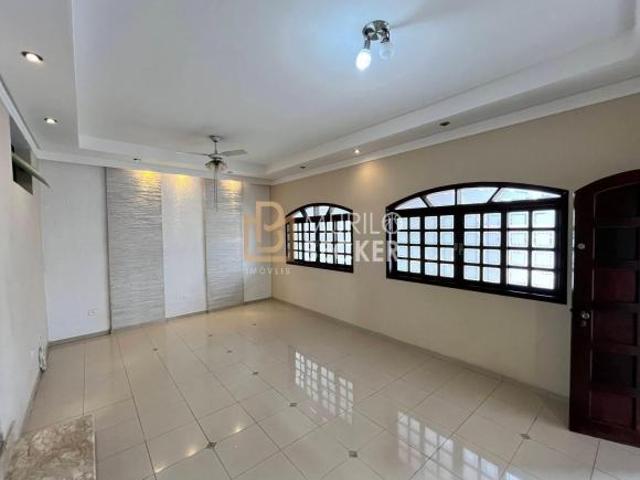 Casa TÉRREA 3 quartos, sendo 1 suíte, 135m BAIRRO JARDIM DAS INDÚSTRIAS