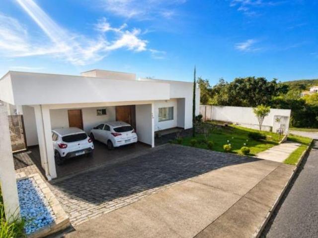 CASA TÉRREA 3 SUÍTES | 209m² | LOTE 1.000m² | HABITE SE | OURO VERMELHO 2