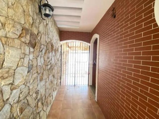Casa térrea 3 suites, 3 vagas, 140m² Mooca