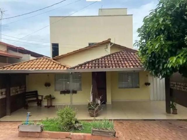 Casa Térrea 3 Suítes no Condomínio Monte Verde Goiânia/GO
