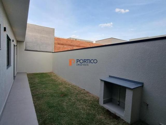 Casa térrea 3 suítes, nova à venda em condomínio fechado, Paulínia/SP