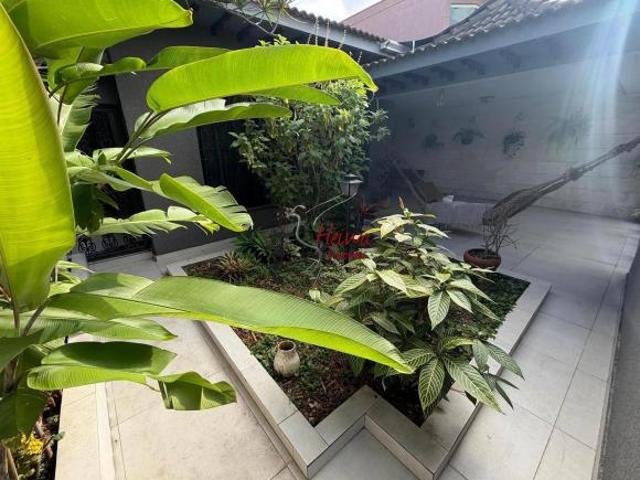Casa térrea 3 suítes R$ 1,5 Mi | 300m² | Piscina
