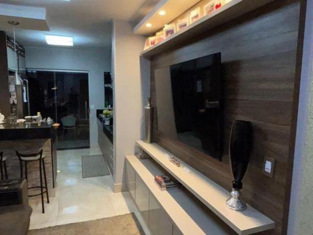 Casa térrea 3Q, 1S, em condomínio Parque Veiga Jardim, Aparecida de Goiânia Casa em Condomínio com