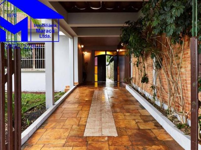 CASA TÉRREA. TERRENO 500 m2. A.C. 225 m2. CAMPO GRANDE