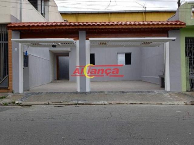 Casa térrea toda reformada, 3 quartos, 1 suíte, 3 vagas, quintal,jardim de inverno