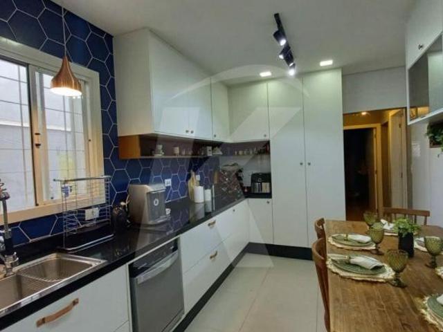 Casa Térrea toda reformada na Vila Medeiros, com 3 quartos e entrada lateral