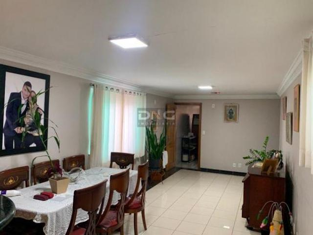 CASA, TÉRREA, VAZADA, 4 QUARTOS, 1 SUÍTE GARAGEM ATÉ 5 VAGAS, ASA NORTE