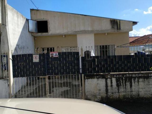 Casa terrea Vende, 2 dormitórios, 01 suíte, no Julio d