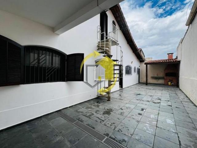 CASA TÉRREA VILA SANTA ISABEL 84 M² AC / 180 M² AT 5 VAGAS