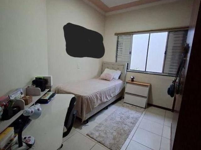 Casa térrea Vilagio I com piscina, 3 suítes