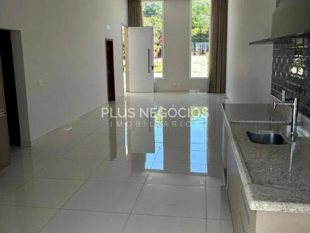 Casa Térrea Villa do Bosque 140m² 2 Suítes Planejados Todeschini Churrasqueira a Gás Ar Condici