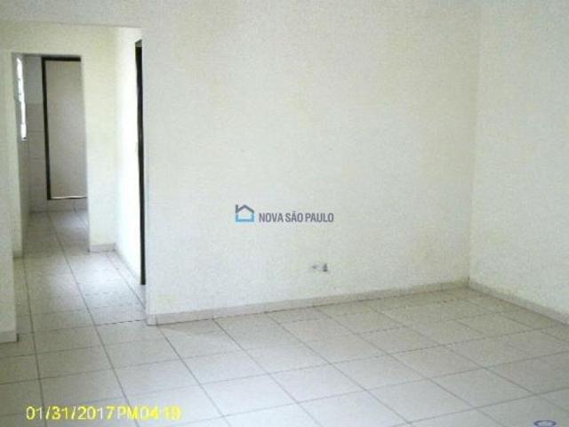 Casa térrea à venda Metrô Jabaquara 2 casas no mesmo terreno, 2 quartos 1 vaga coberta