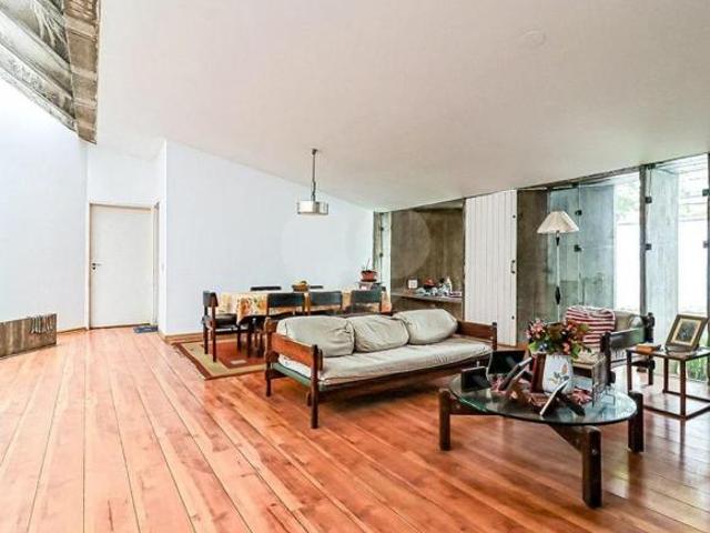 Casa Térrea à venda na Alto de Pinheiros