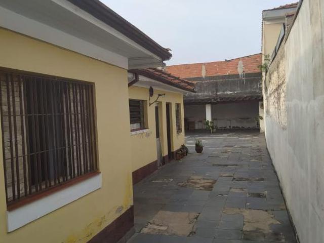 Casa térrea à venda na Casa Verde