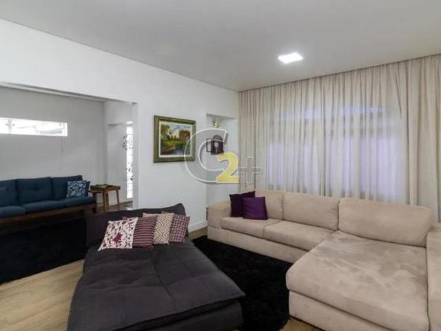 Casa térrea a venda na Casa Verde com 3 suítes, 6 vagas